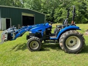 SOLD - 2004 New Holland TC40 Stock No. 4316397 Tractors with 1,500 Hrs ...
