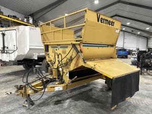 SOLD - 2004 Vermeer BP7000 Lot No. 84995 Hay and Forage | Tractor Zoom