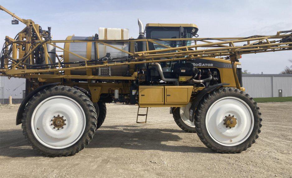 Ag-Chem RoGator 1074 Chemical Applicators Sprayers - Self Propelled for ...