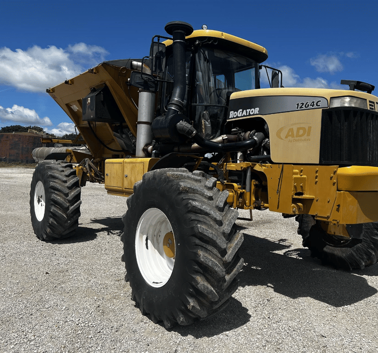 2005 Ag-Chem RoGator 1264C Chemical Applicators Sprayers - Self ...