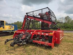 SOLD - 2005 Amity R998 Lot No. 1370 Harvesting | Tractor Zoom