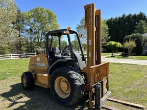 SOLD - 2005 Case 586G Construction with 3,600 Hrs | Tractor Zoom