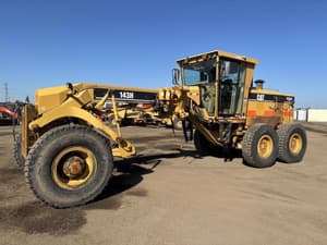 2005 Caterpillar 143H Lot No. 2202 Construction For Sale with 5,958 Hrs | Tractor Zoom