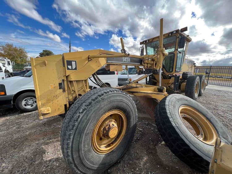 SOLD - 2005 Caterpillar 143H Construction Motor Graders | Tractor Zoom