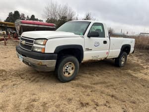 SOLD - 2005 Chevrolet 2500HD Lot No. 497 Other Equipment with 260,105 ...