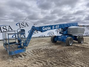 SOLD - 2005 Genie S-65 Lot No. 47386 Construction with 7,548 Hrs ...
