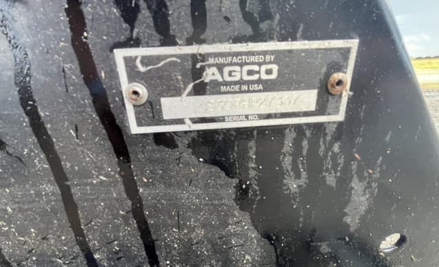 2005 Gleaner 3000 Stock No. E011145 Harvesting For Sale with 8 Rows ...