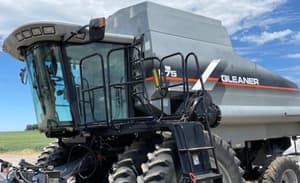 SOLD - 2005 GLEANER R75 Stock No. B043166 Combines with 2,135 Hrs ...