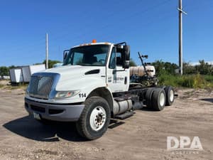 SOLD - 2005 International 4400 Lot No. 315 Other Equipment with 371,882 ...