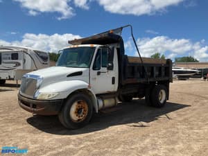 SOLD - 2005 International 4300 Lot No. 43783 Other Equipment with ...
