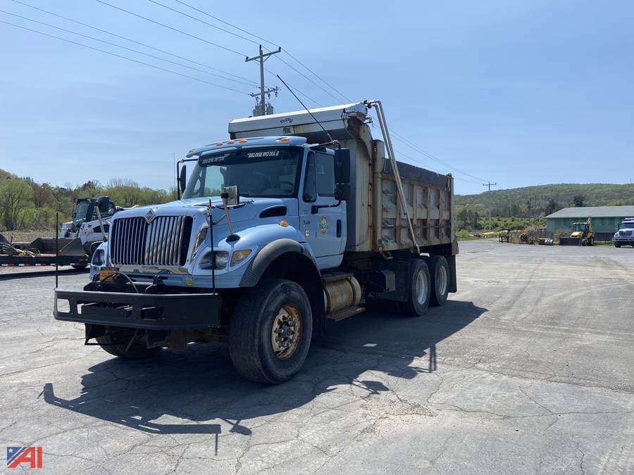 2005 International 7600 Other Equipment Trucks for Sale | Tractor Zoom