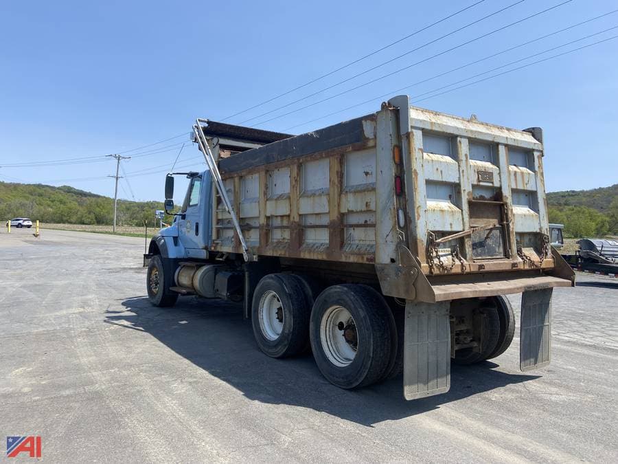 2005 International 7600 Other Equipment Trucks for Sale | Tractor Zoom