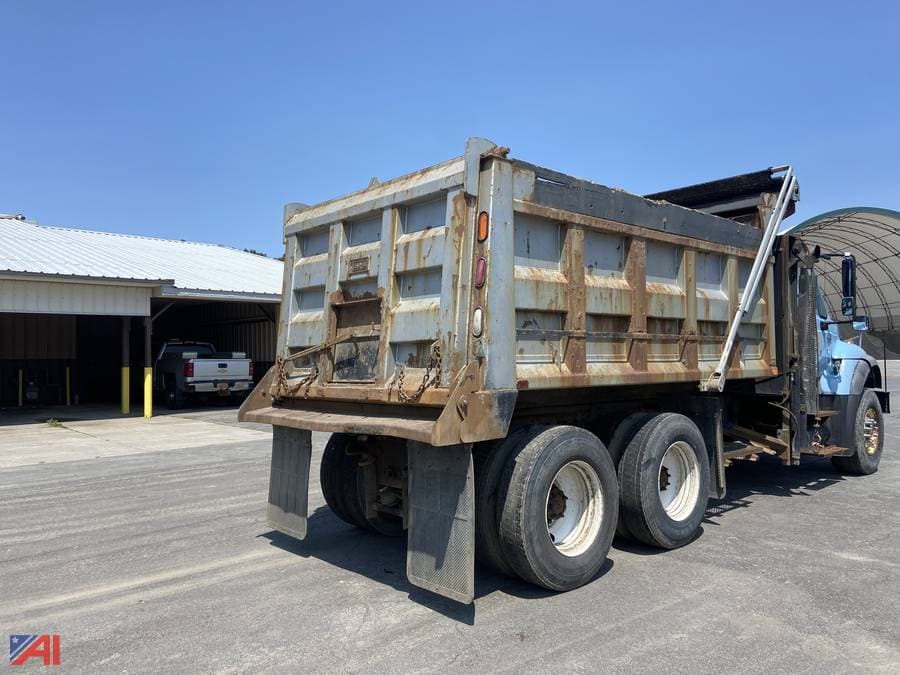 2005 International 7600 Other Equipment Trucks for Sale | Tractor Zoom