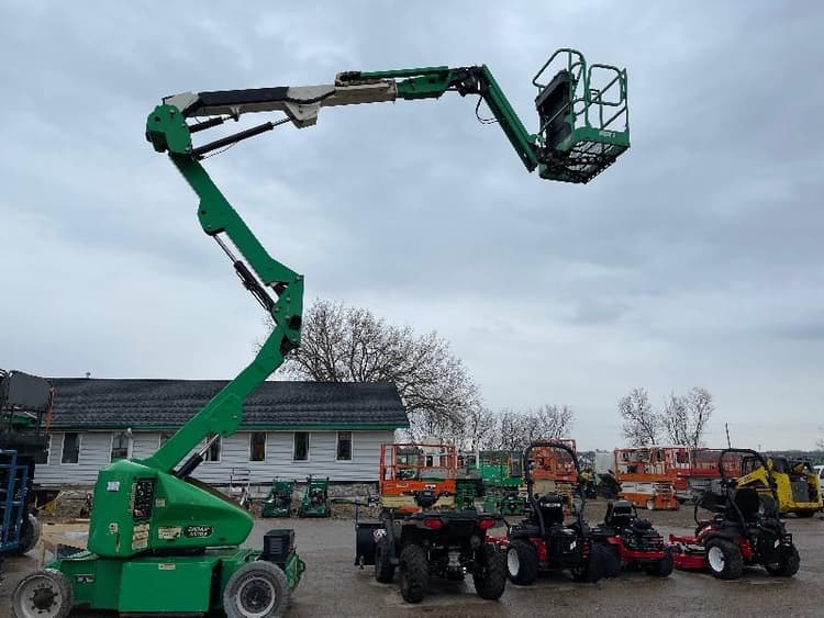 2005 JLG E400AJPN Construction Aerial Lifts for Sale | Tractor Zoom