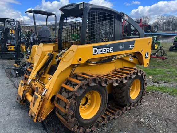 2005 John Deere 325 Construction Skid Steers for Sale | Tractor Zoom