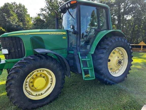 SOLD - 2005 John Deere 7320 Tractors 100 to 174 HP | Tractor Zoom