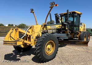 SOLD - 2005 John Deere 770D Lot No. OM9711 Construction with 3,352 Hrs ...