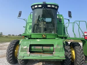 SOLD - 2005 John Deere 9560 STS Combines Stock No. 417157 | Tractor Zoom