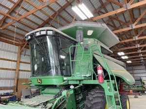 SOLD - 2005 John Deere 9560 STS Stock No. 74843 Combines with 3,709 Hrs ...