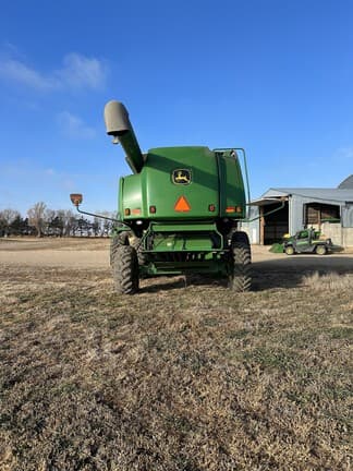 2005 John Deere 9660 STS Combines Class 6 for Sale | Tractor Zoom