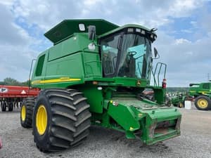 SOLD - 2005 John Deere 9860 STS Stock No. 24733 Combines with 4,169 Hrs ...