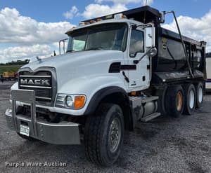SOLD - 2005 Mack CV713 Lot No. OF9348 Other Equipment with 398,773 mi ...