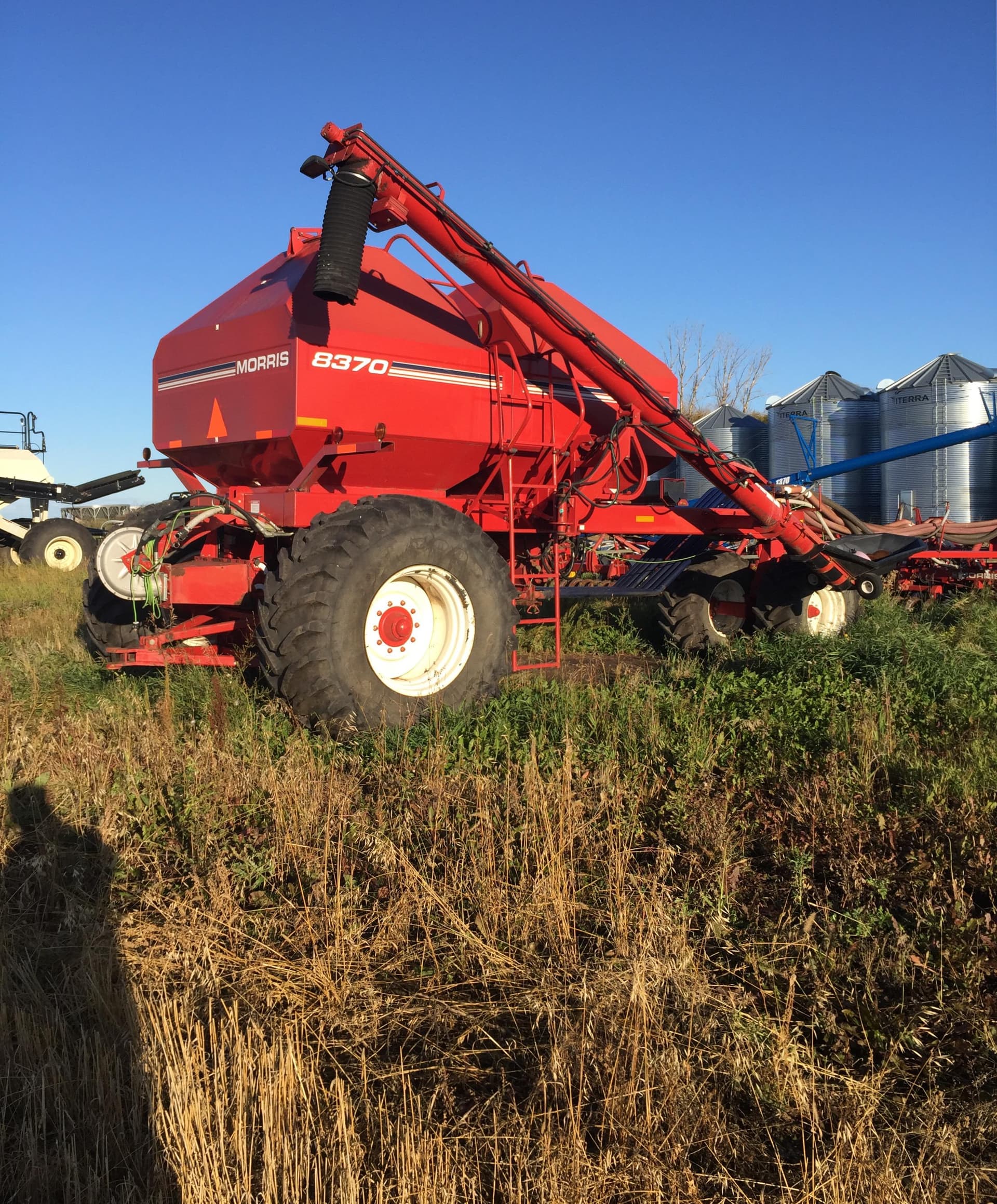 2005 Morris MAXIM II Planting Air Seeders or Carts for Sale | Tractor Zoom