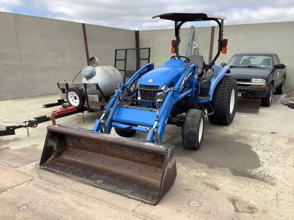 2005 New Holland TC40DA Tractors 40 to 99 HP for Sale | Tractor Zoom