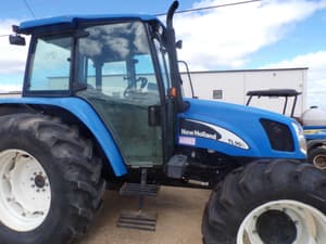 SOLD - 2005 New Holland TL90A Lot No. 2954 Tractors with 2,962 Hrs ...
