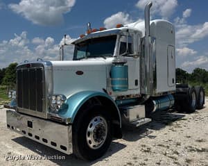 SOLD - 2005 Peterbilt 379 Lot No. EN4581 Other Equipment with 925,999 ...