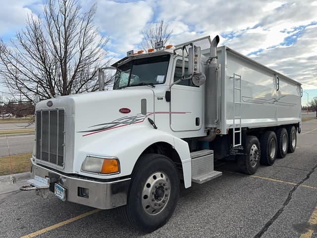 2005 Peterbilt 385 Lot No. 184 Other Equipment For Sale with 845,362 mi ...