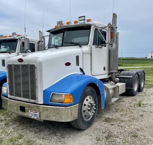 SOLD - 2005 Peterbilt 385 Other Equipment with --- mi | Tractor Zoom