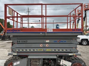 SOLD - 2005 Sky Jack SJ7135RT Lot No. 5387 Construction with 2,252 Hrs ...