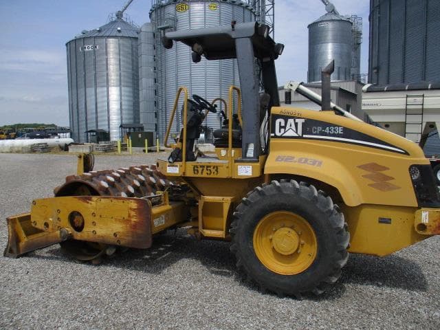 2006 Caterpillar CP-433E Construction Compactors for Sale | Tractor Zoom