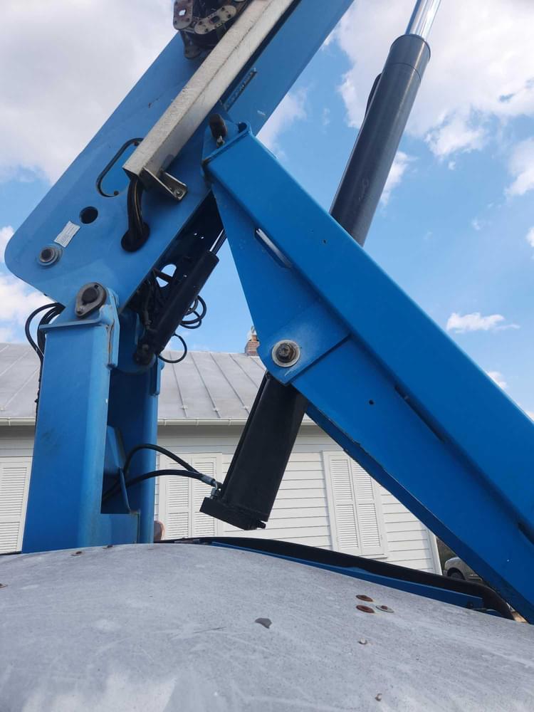 2006 Genie S60 Construction Aerial Lifts for Sale | Tractor Zoom