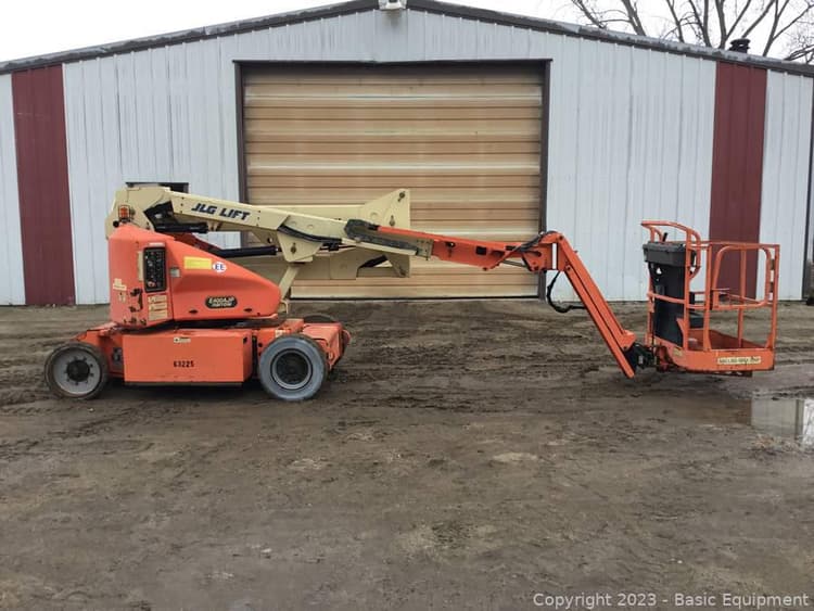 SOLD - 2006 JLG E400AJP Construction Aerial Lifts | Tractor Zoom