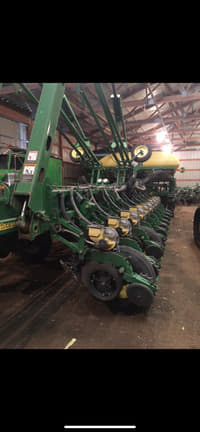 SOLD - 2006 John Deere 1770 Stock No. 821134 Planting with 24 Rows ...