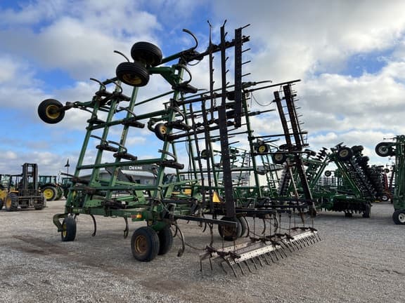 2006 John Deere 2410 Tillage Chisel Plows for Sale | Tractor Zoom