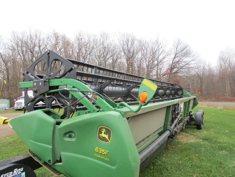 2006 John Deere 635F Harvesting Headers - Platform for Sale | Tractor Zoom
