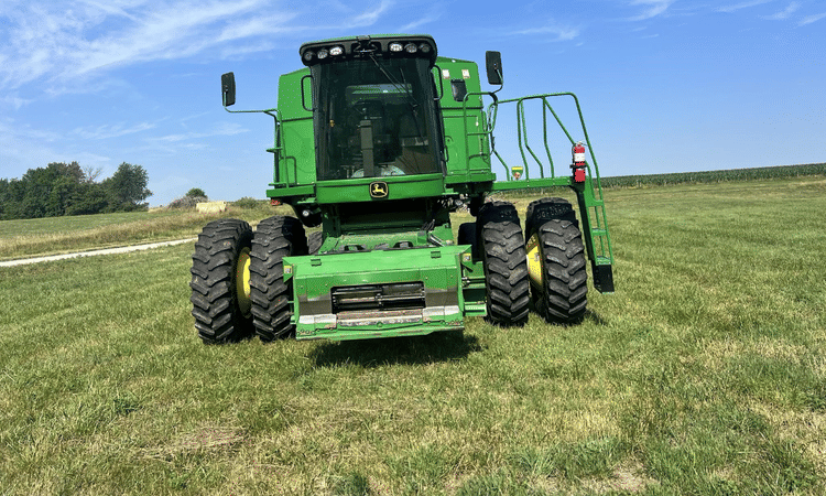 2006 John Deere 9560 STS Combines Class 5 for Sale | Tractor Zoom