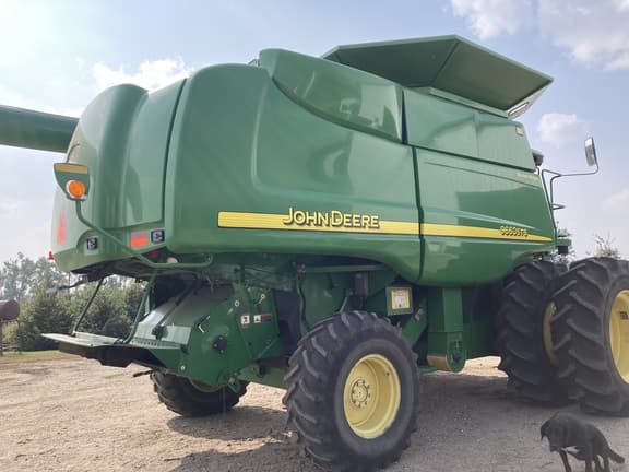 2006 John Deere 9660 STS Combines Class 6 for Sale | Tractor Zoom