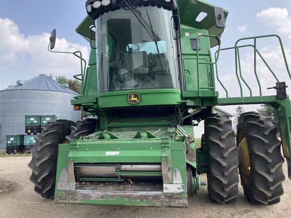 2006 John Deere 9660 STS Combines Class 6 for Sale | Tractor Zoom