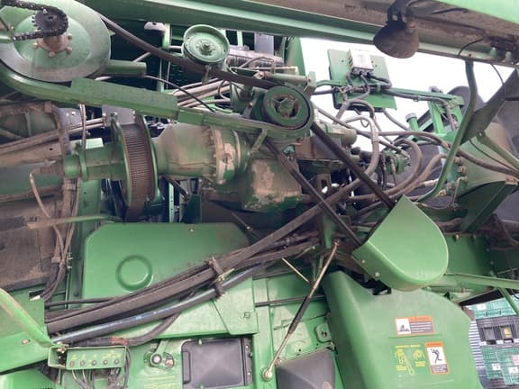 2006 John Deere 9660 STS Combines Class 6 for Sale | Tractor Zoom