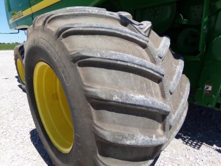 2006 John Deere 9660 STS Combines Class 6 for Sale | Tractor Zoom