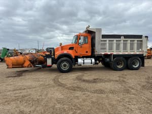 SOLD - 2006 Mack Granite Lot No. 8879 Other Equipment with --- mi ...
