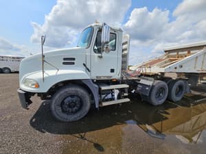 SOLD - 2006 Mack Vision CXN613 Lot No. 38 Other Equipment with 438,483 ...