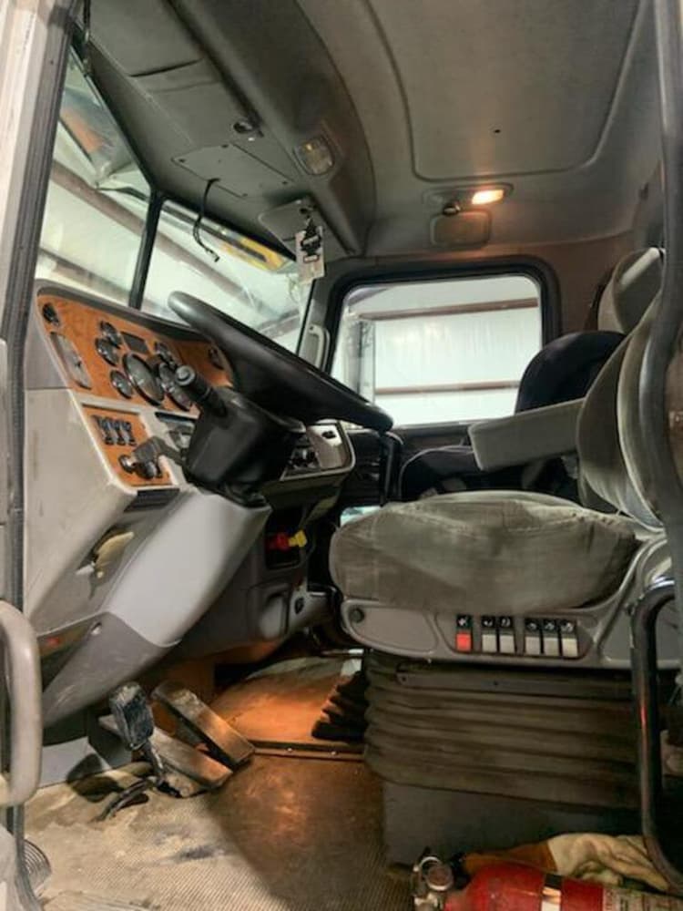 2006 Peterbilt 378 Other Equipment Trucks for Sale | Tractor Zoom