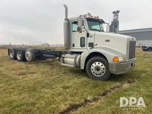 2006 Peterbilt 385 Lot No. 353 Other Equipment For Sale with 405,395 mi ...
