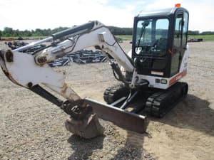 SOLD - 2007 Bobcat 331 Lot No. 1018 Construction with --- Hrs | Tractor ...