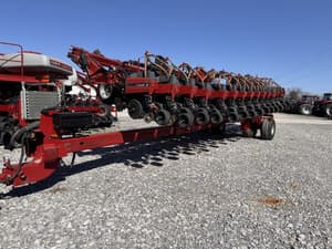 SOLD - 2007 Case IH 1200 Stock No. PL141U Planting with 31 Rows ...